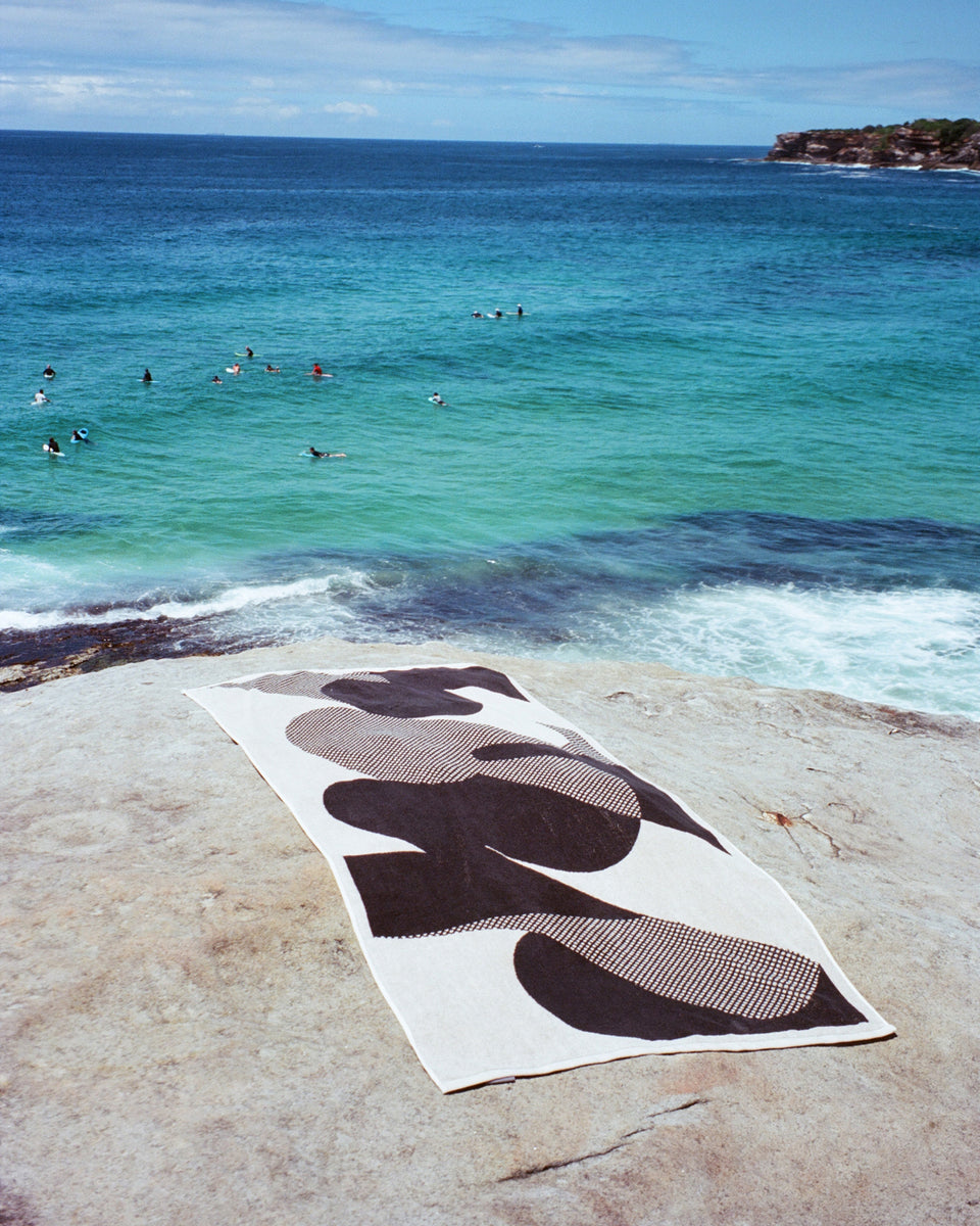 Robbie Simon x OE Towel – overexposed